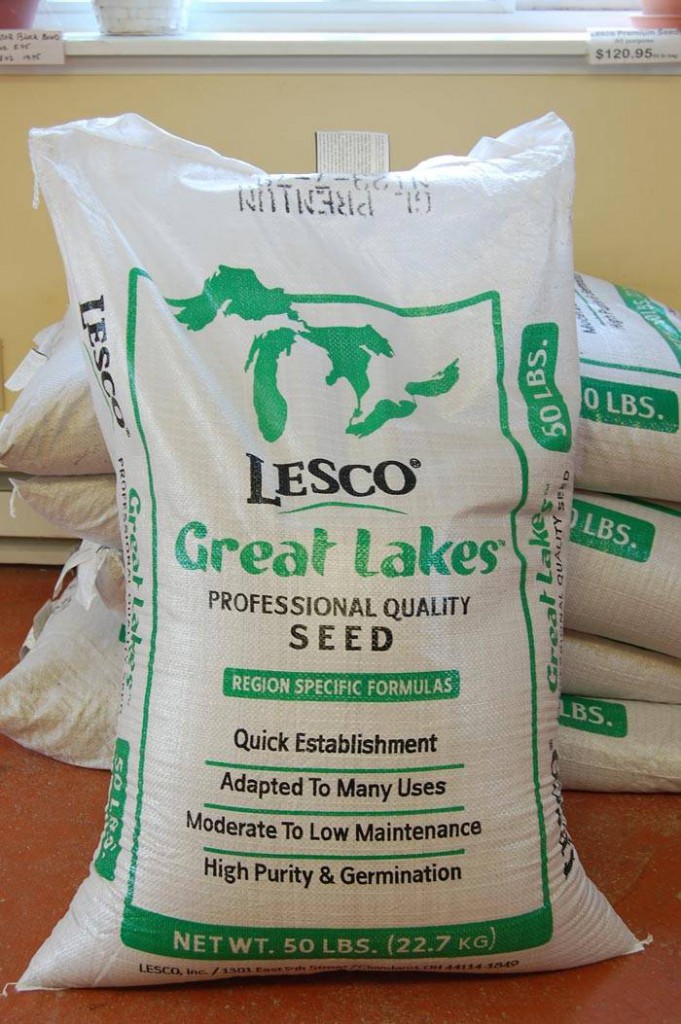 Lesco Great Lakes Blend - Royalton Supply Landscape Center